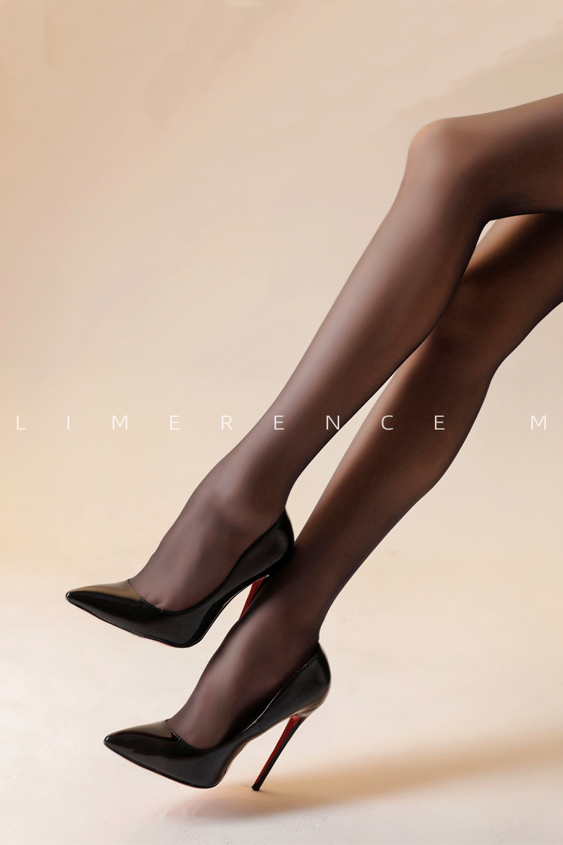 「MIST TIGHTS / 薄雾」 – Limerence M